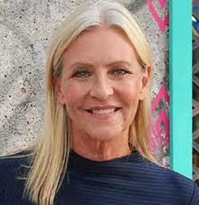 Jo Hall Bio, Age, Height, Parents, Career, Salary, And Net Worth