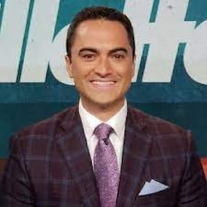 Pat Leonard Bio, Age, Height, Giant, Family, Salary, And Net Worth